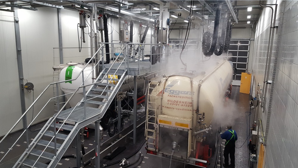 Using the right cleaning procedures and chemicals | Tank Cleaning Magazine