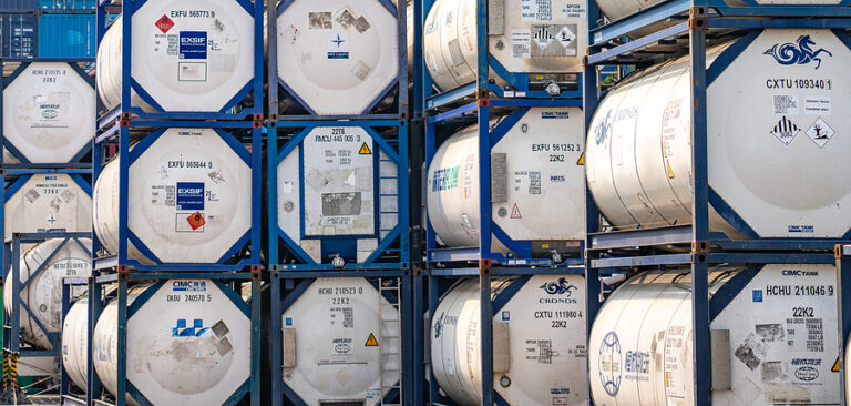 Global tank container fleet reaches 882,023 units | Tank Cleaning Magazine